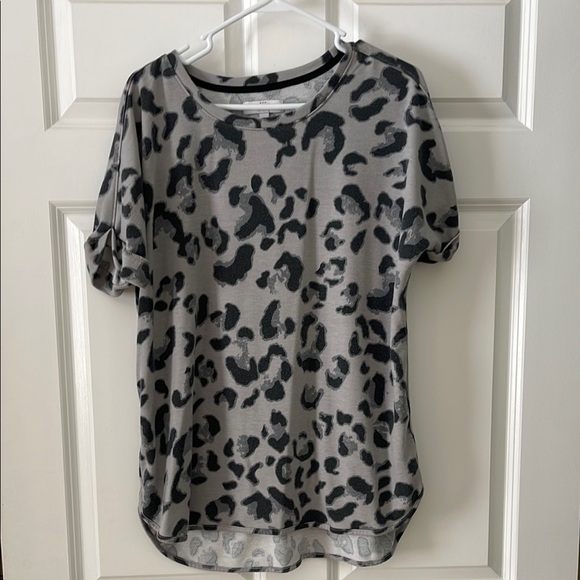 new directions | Tops | New Directions Gray And Black Graphic Tshirt ...